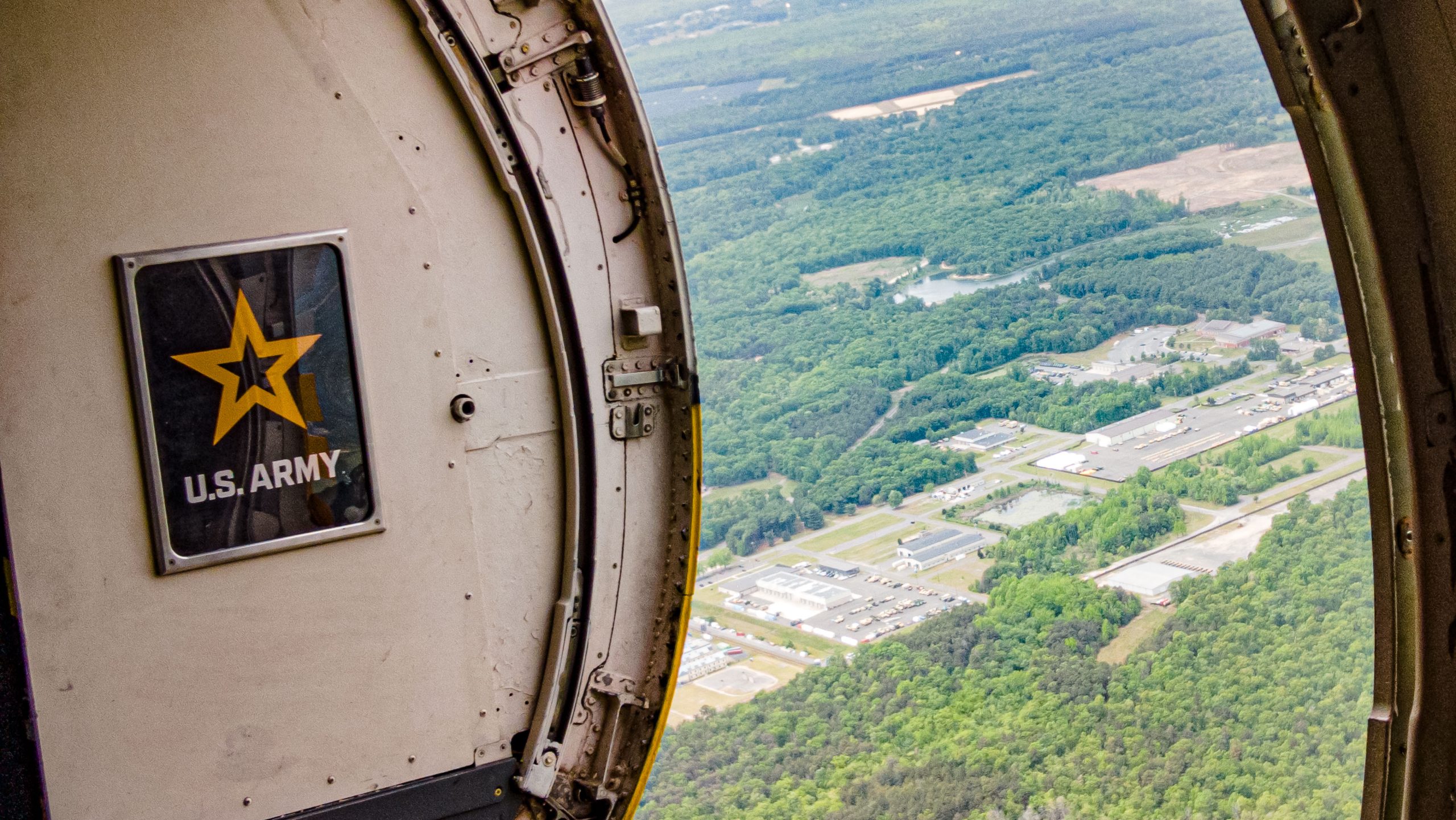 The Black and Gold: Shorebeat Flies Along With U.S. Army’s ‘Golden ...