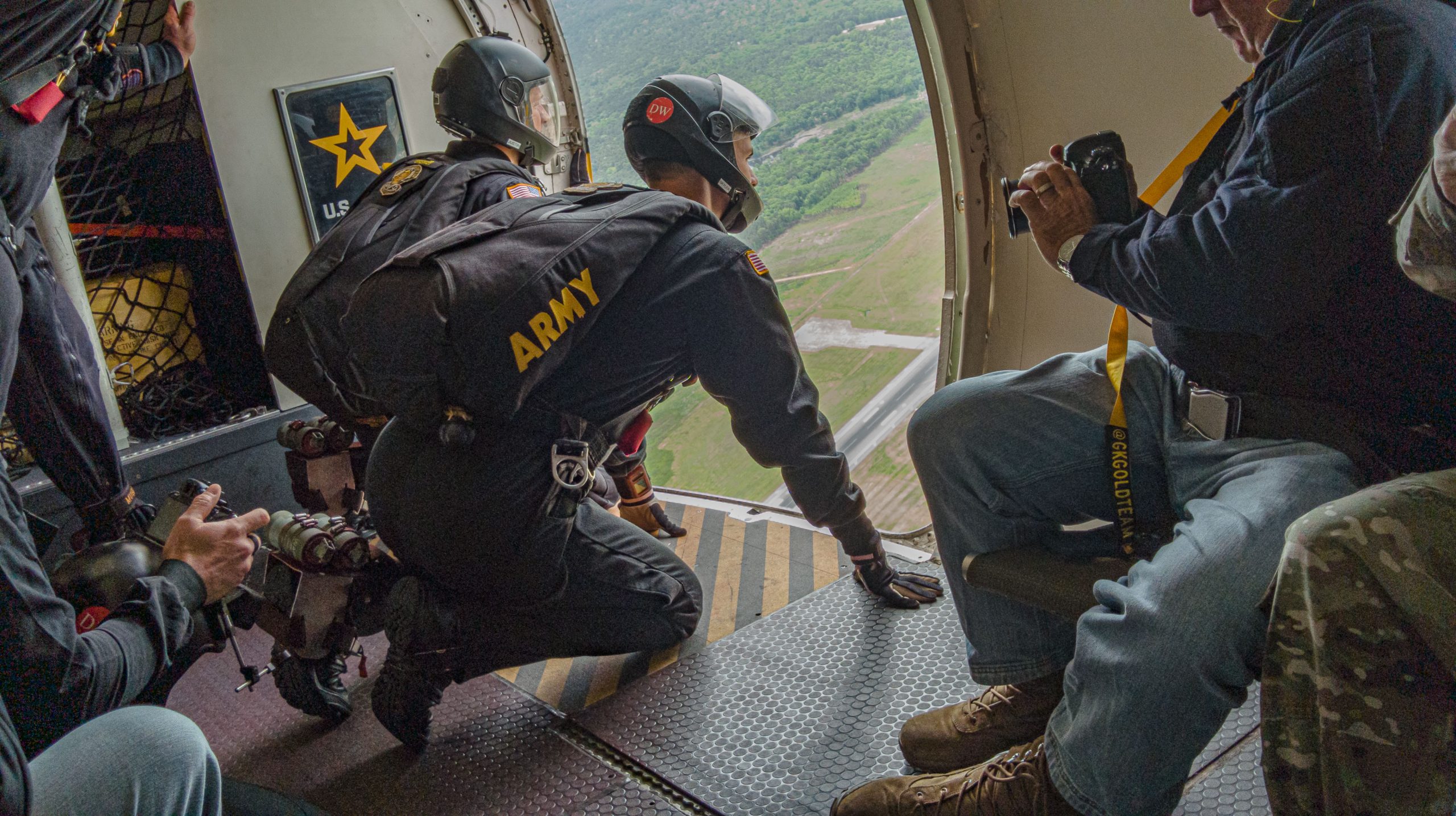 The Black and Gold: Shorebeat Flies Along With U.S. Army’s ‘Golden ...